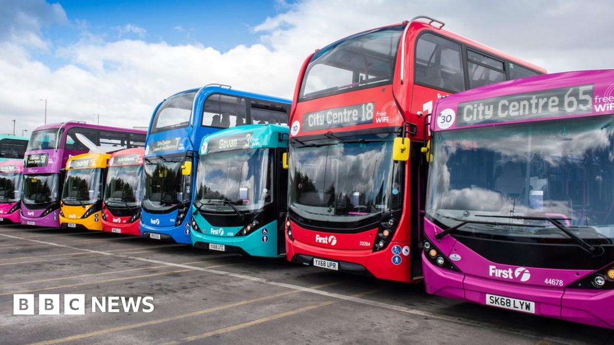 How AI is helping to prevent three buses turning up at once - BBC News