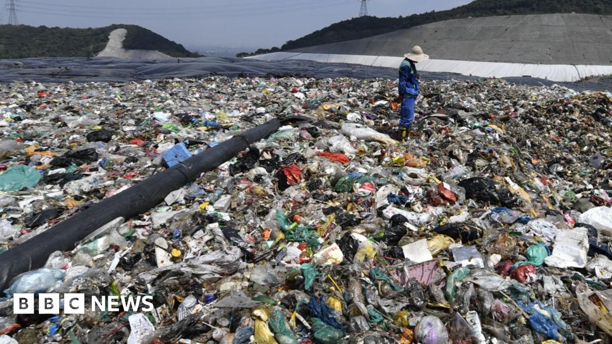 A rubbish story: China's mega-dump full 25 years ahead of schedule ...