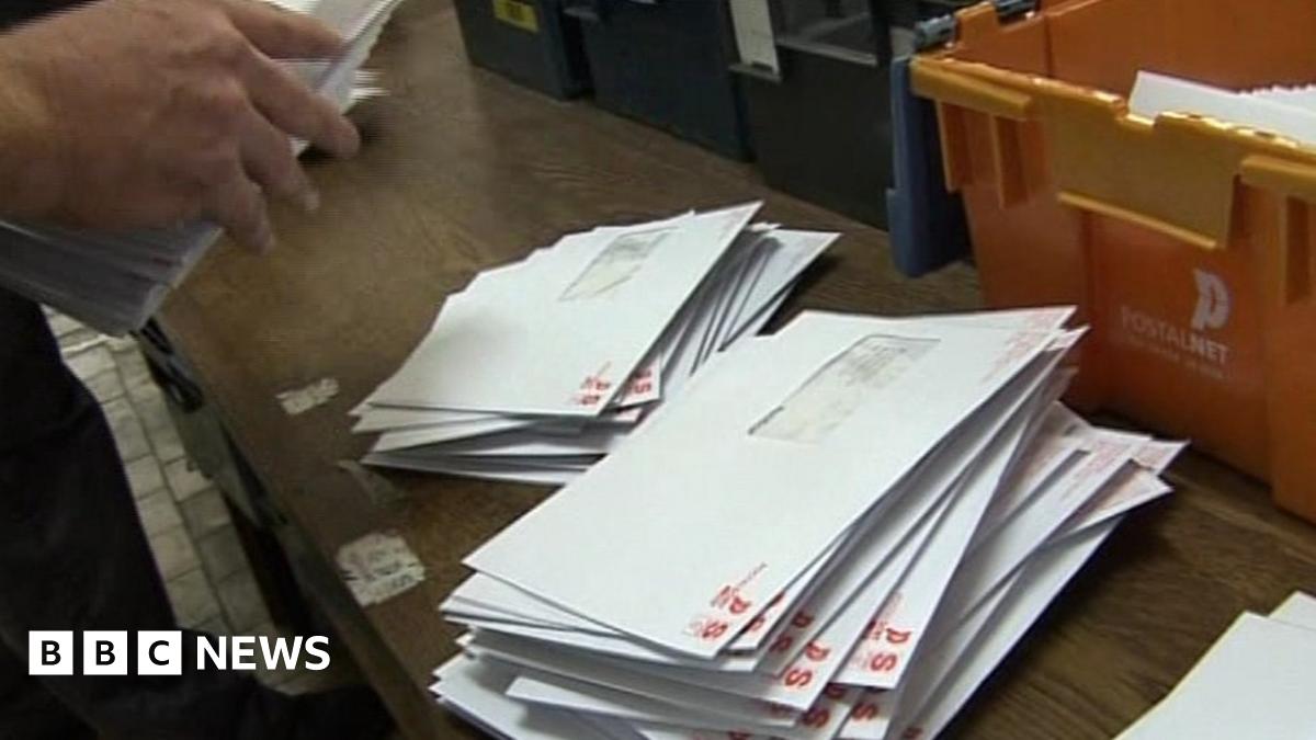 Transfer test: P7 pupils find out results of entrance exams - BBC News