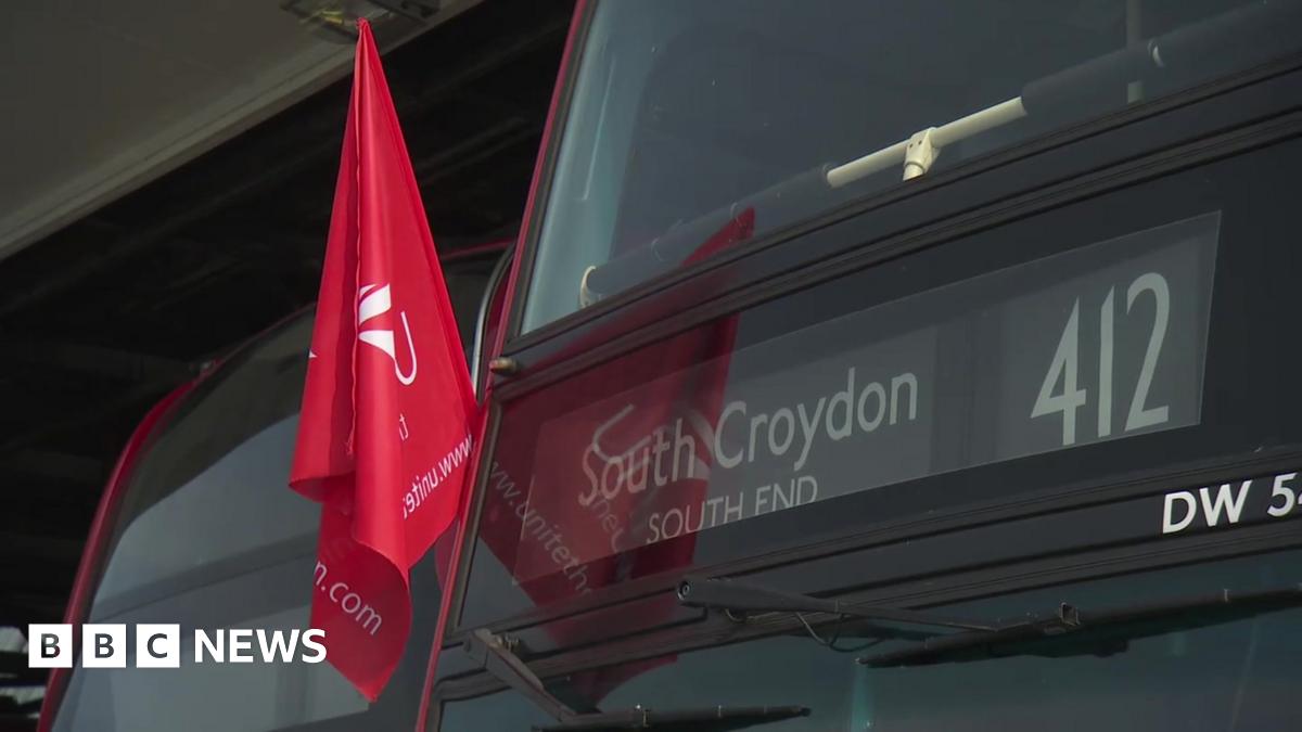 Bus strike: Hundreds of services stopped by 48-hour action - BBC News