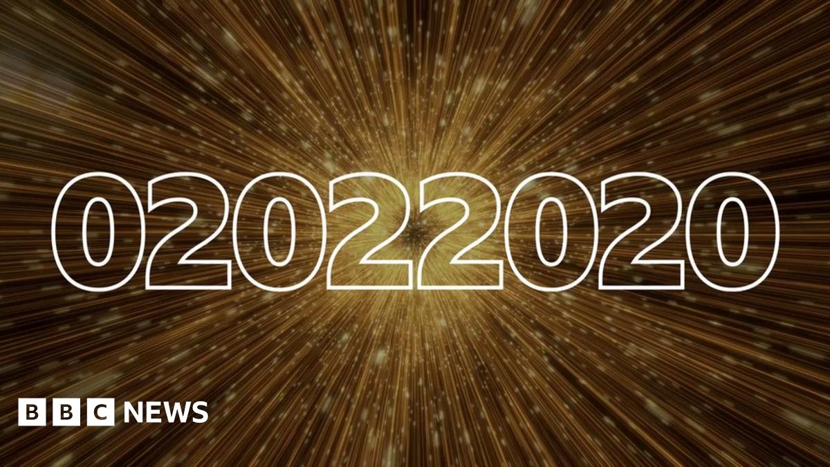 #PalindromeDay: Geeks around the world celebrate 02/02/2020 - BBC News