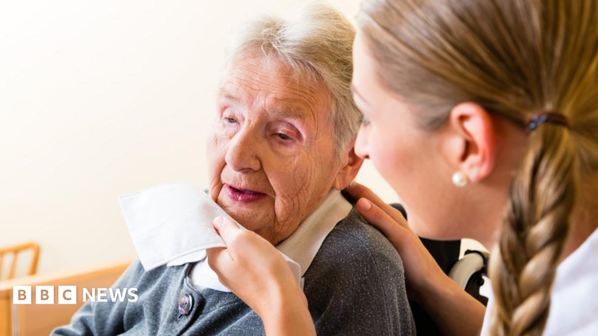 Care homes added to NHS comparison website - BBC News