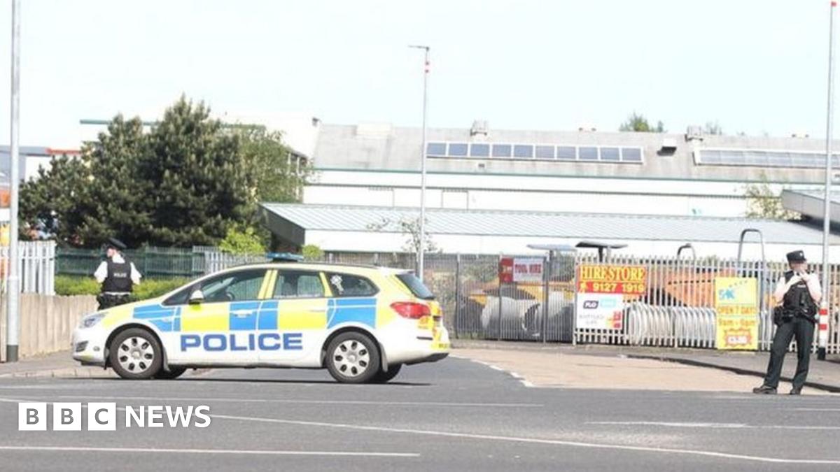Colin Horner murder 'linked to UDA tensions', court told - BBC News