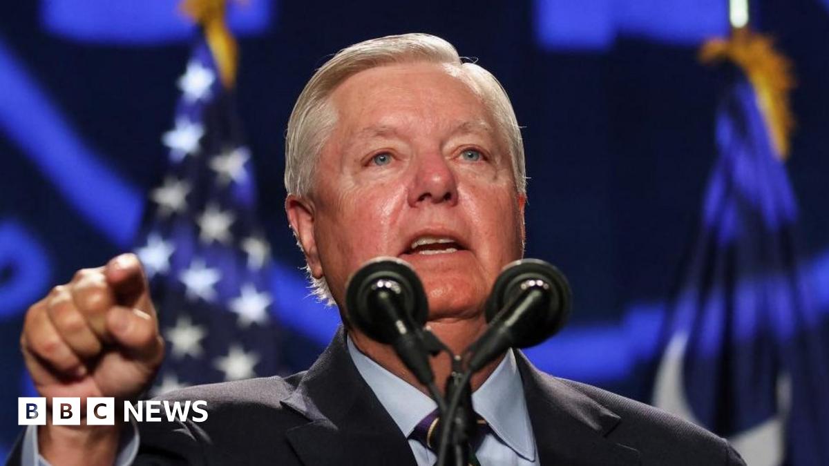 Georgia grand jury recommended charging three US senators - BBC News