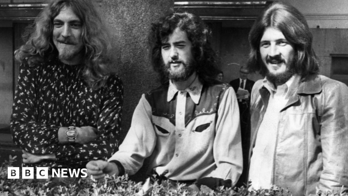 'Lost' Led Zeppelin BBC World Service session recovered - BBC News
