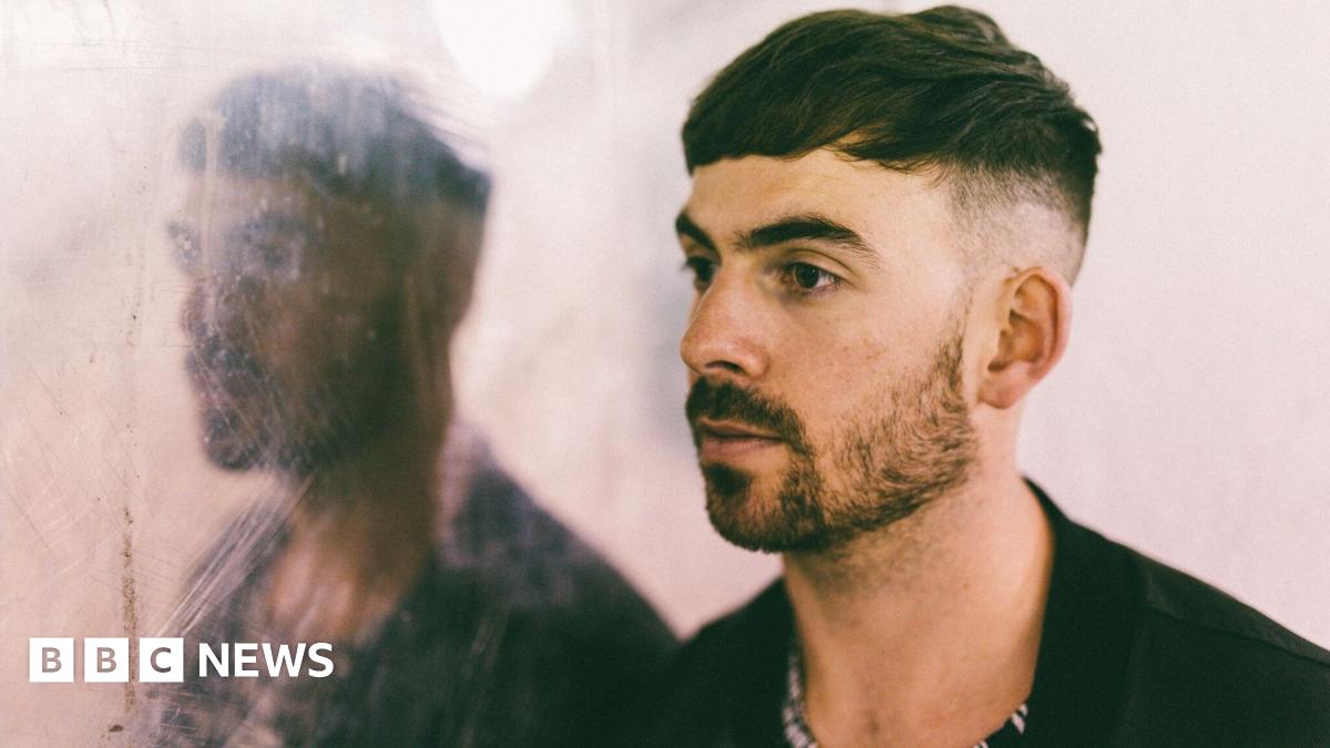 Patrick Topping DJ set for Groove Loch Ness - BBC News