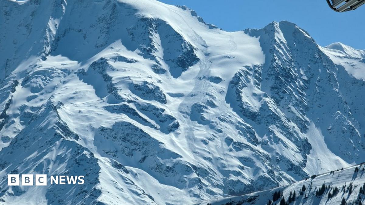 French Alps avalanche: Guides among six killed at Armancette glacier ...