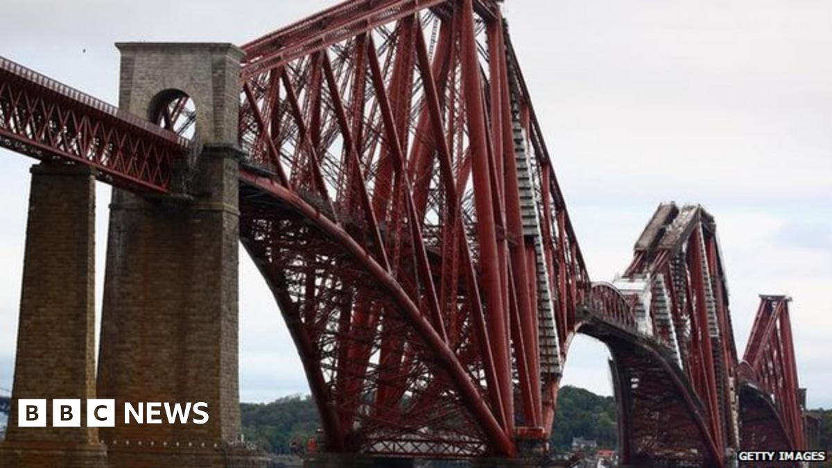 Forth Bridge: Facts, figures and photos - BBC News