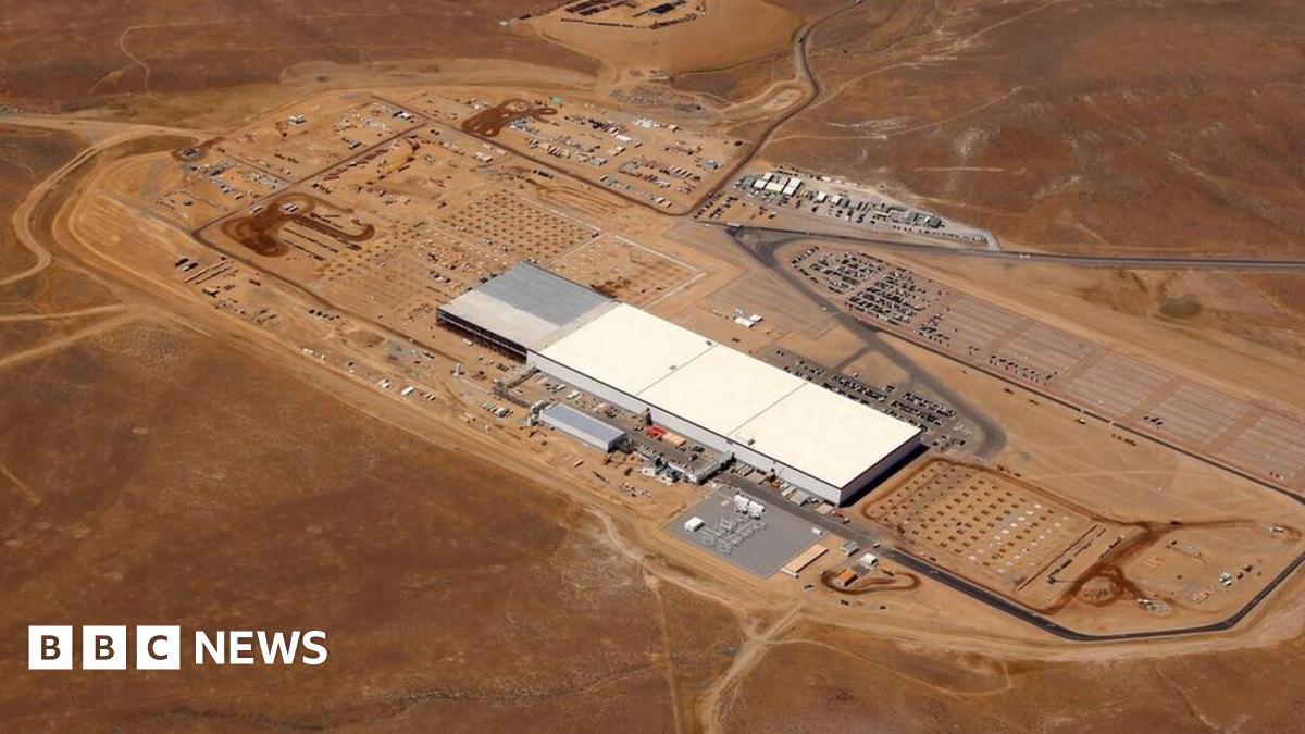 Inside Tesla's gigantic Gigafactory - BBC News