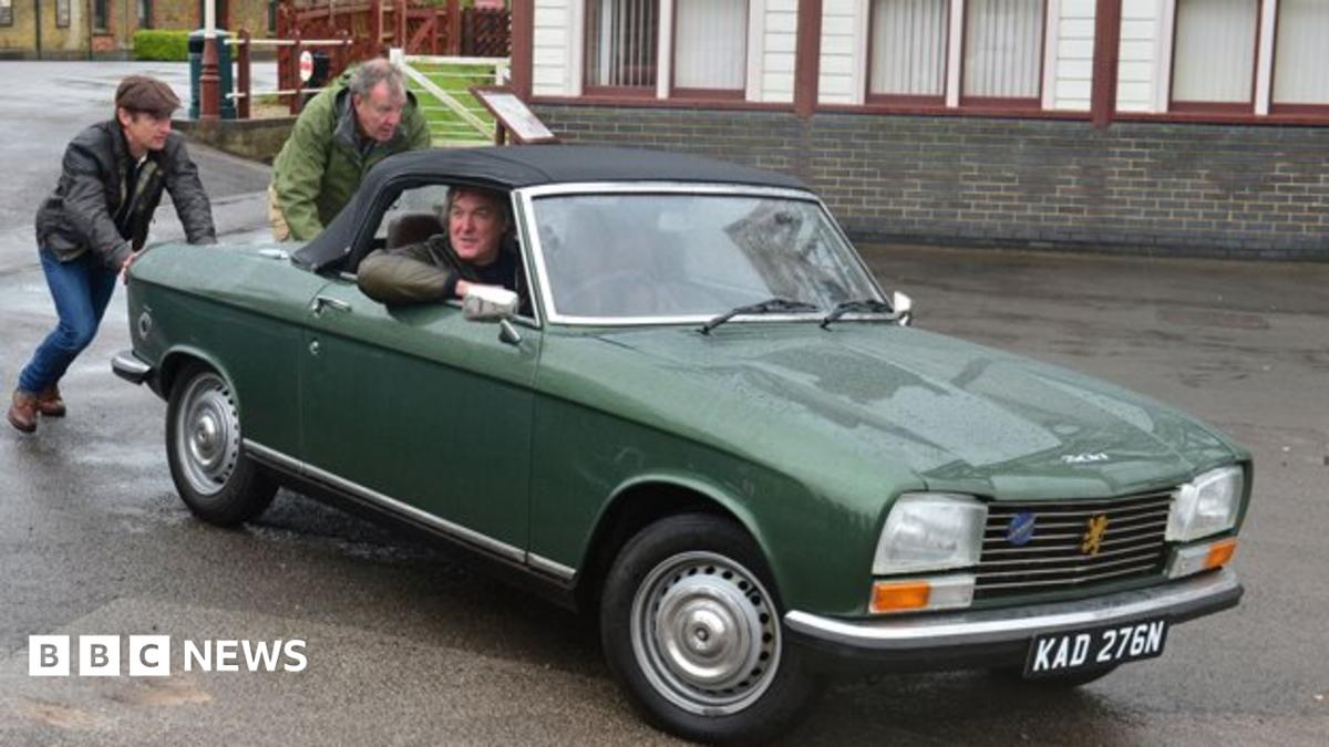Top Gear farewell episode leaves critics divided - BBC News