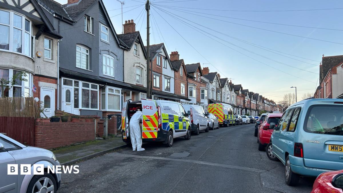 Murder accused in court after woman found stabbed in Redditch - BBC News