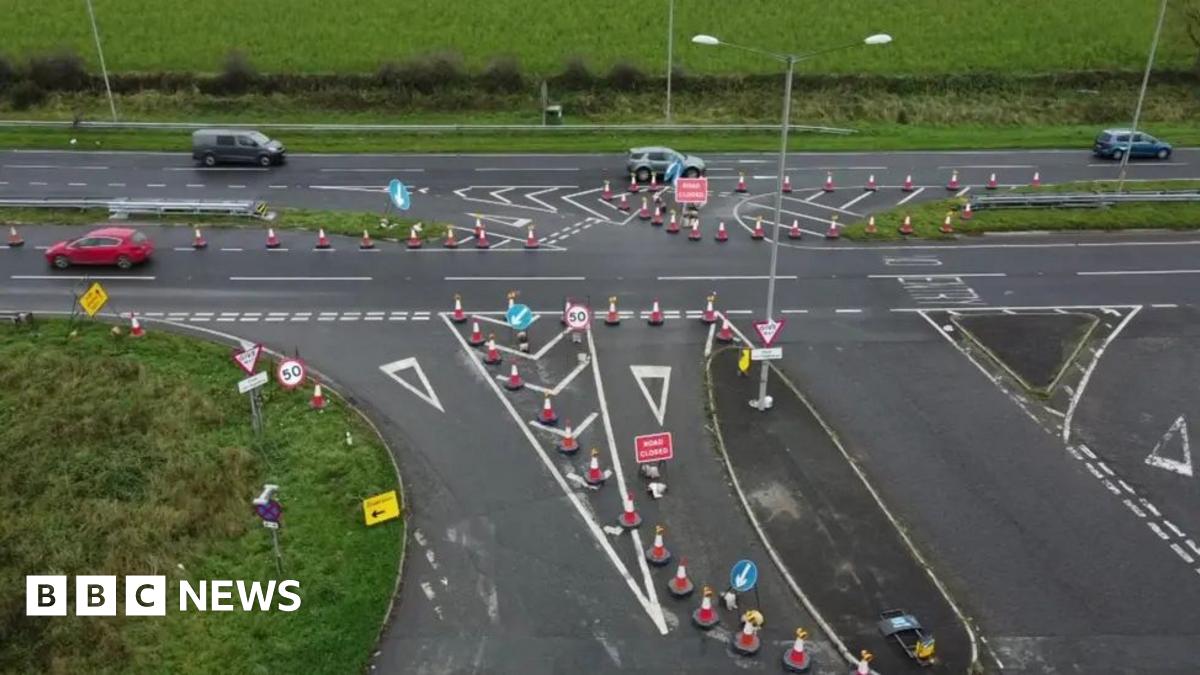 Calls for more urgency to tackle A30 Cornwall accident blackspot - BBC News