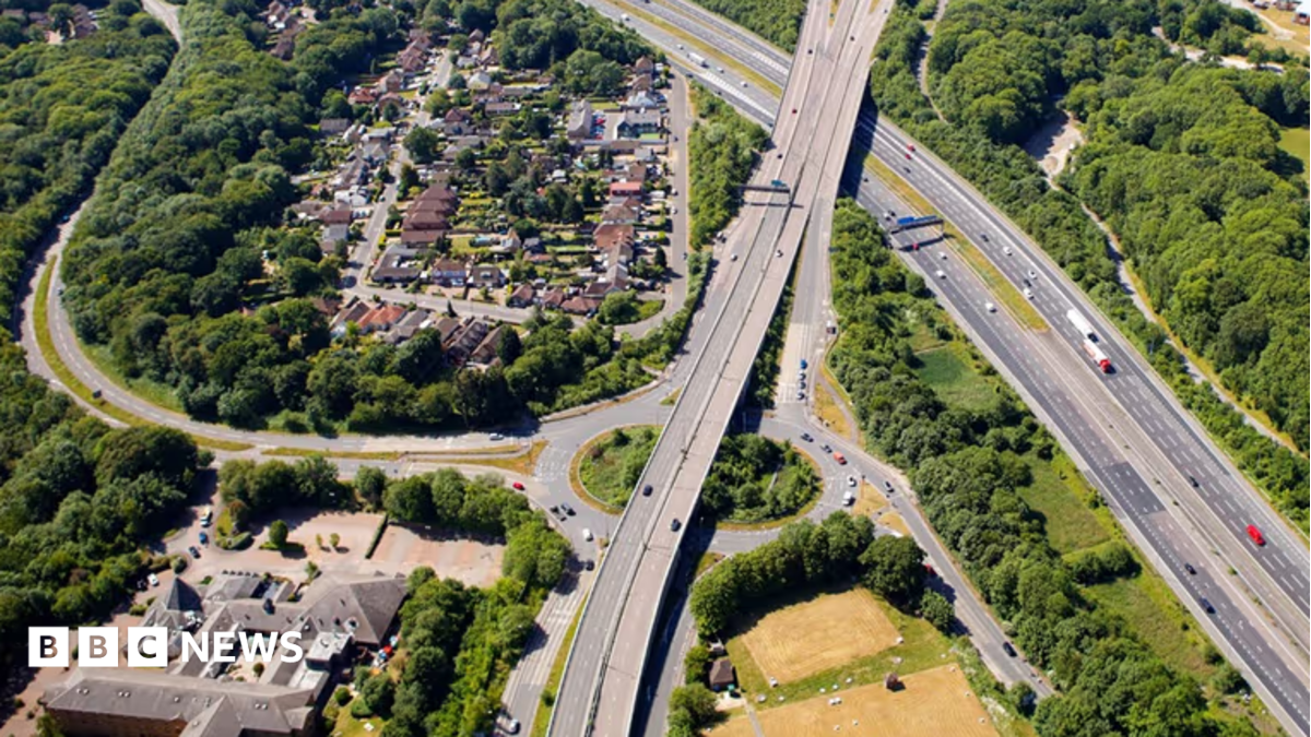 Kent County Council: Public consultation into Blue Bell Hill plan - BBC ...