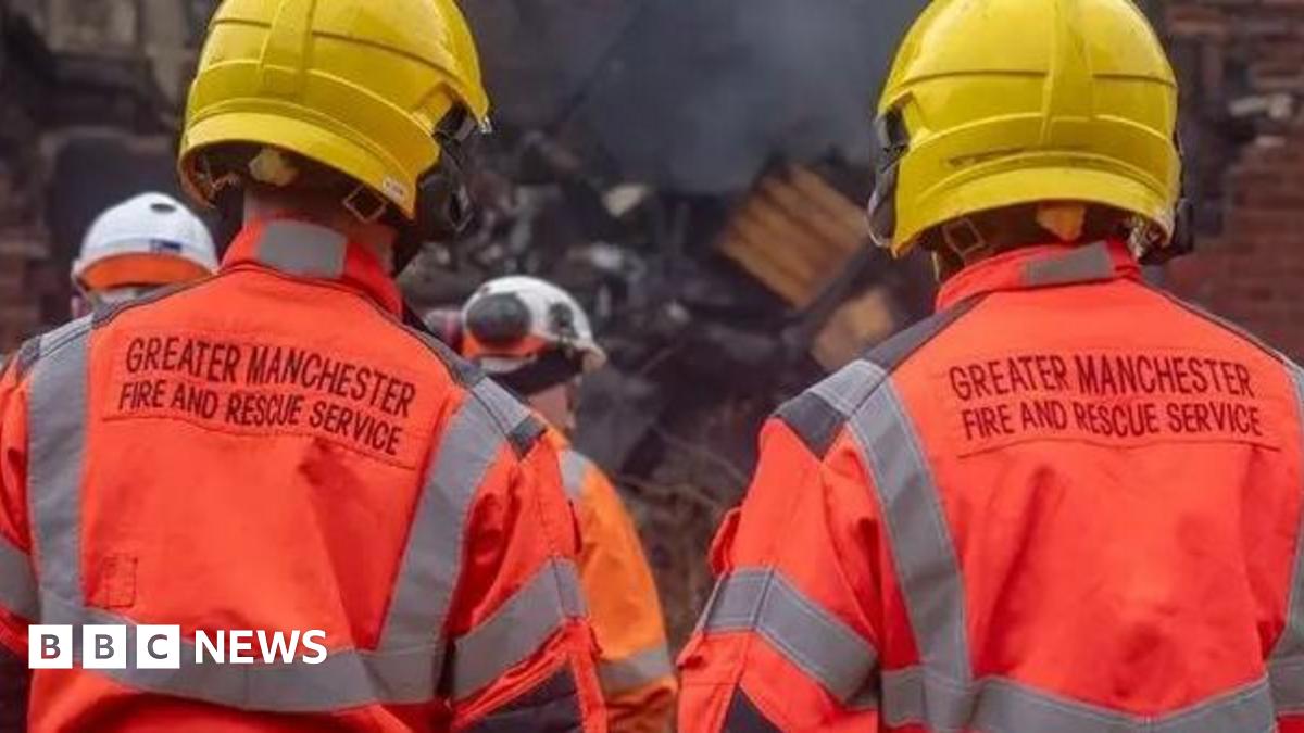 Greater Manchester: fire crews could become first responder medics ...