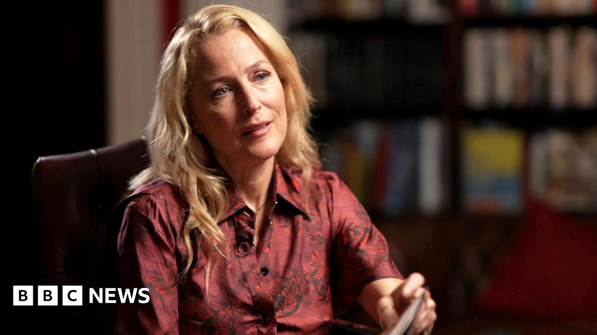 Gillian Anderson on her book about sexual fantasies - BBC News