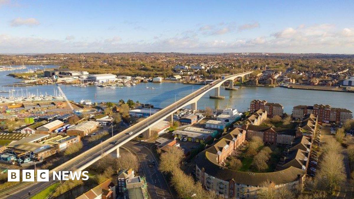 Six months of Itchen Bridge works to begin in August - BBC News