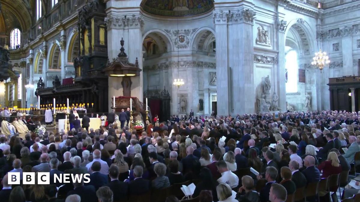 7/7 attacks: Names of bombing victims read out during packed St Paul's ...