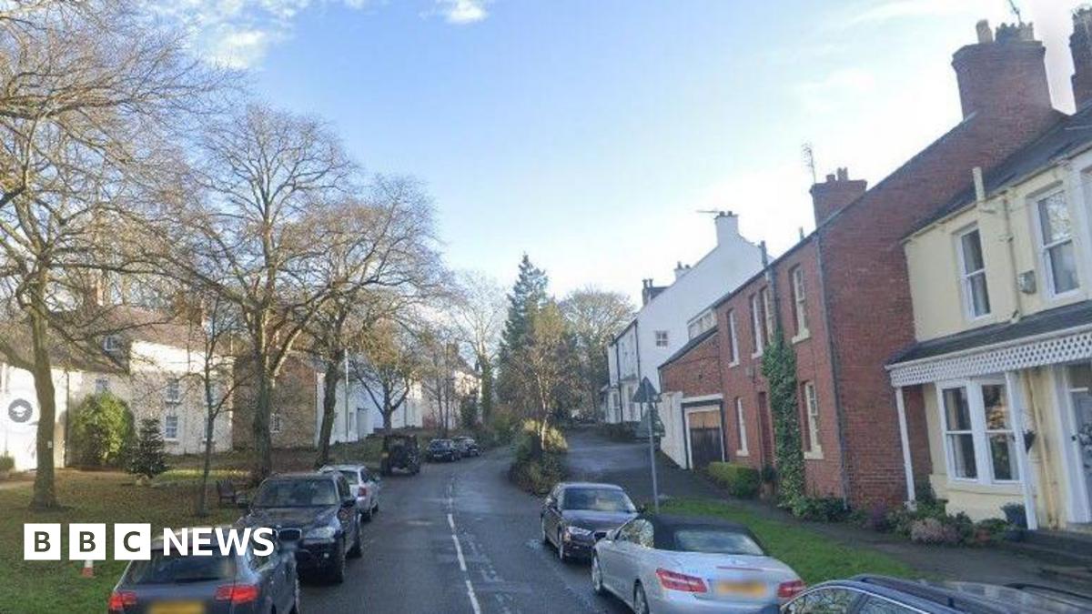 Reduced speed limits planned for Shincliffe and High Shincliffe - BBC News