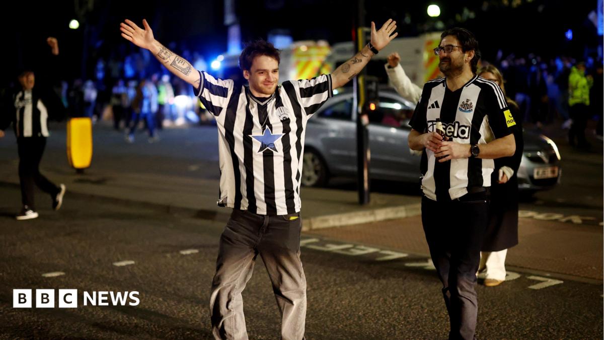 City wakes up to historic Newcastle win - BBC News
