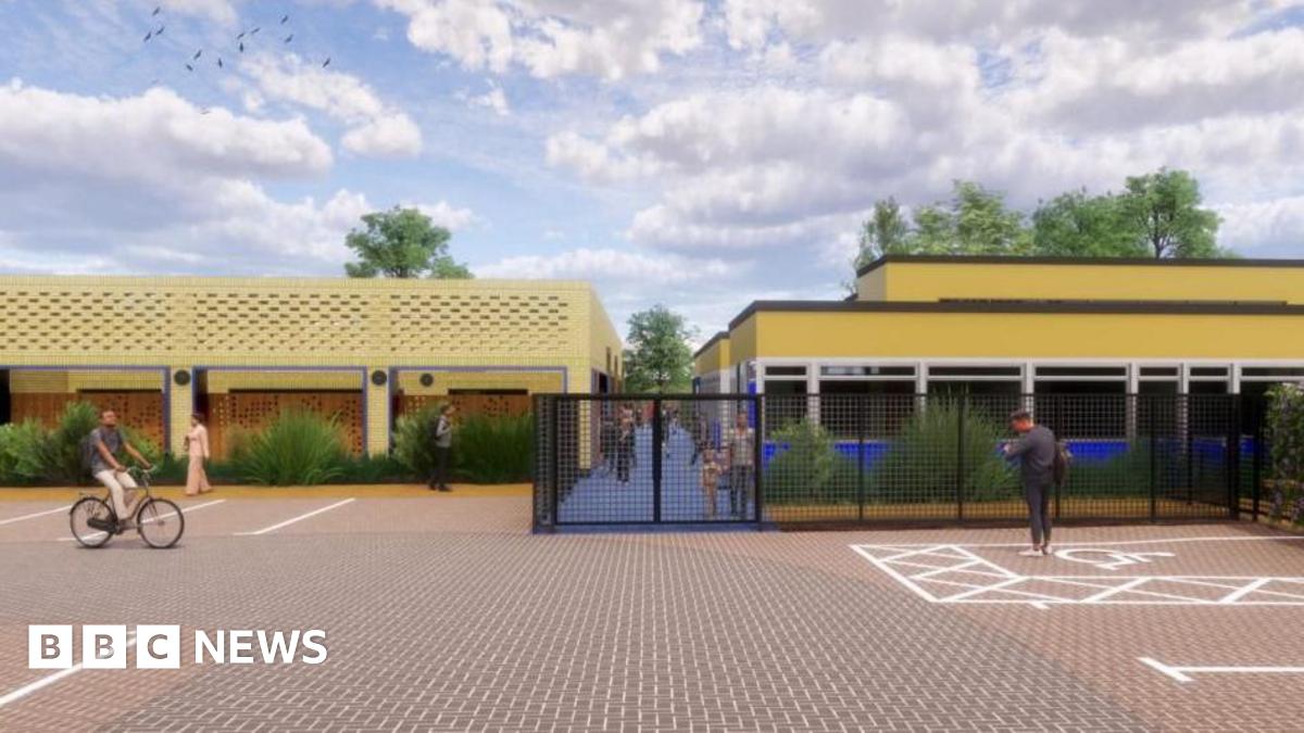 Chertsey school expansion set for approval despite concerns - BBC News