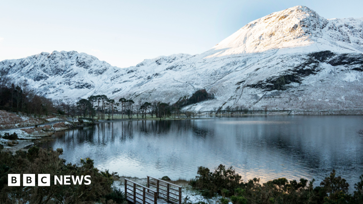 Alfred Wainwright's interviews on Lake District fell walking - BBC News