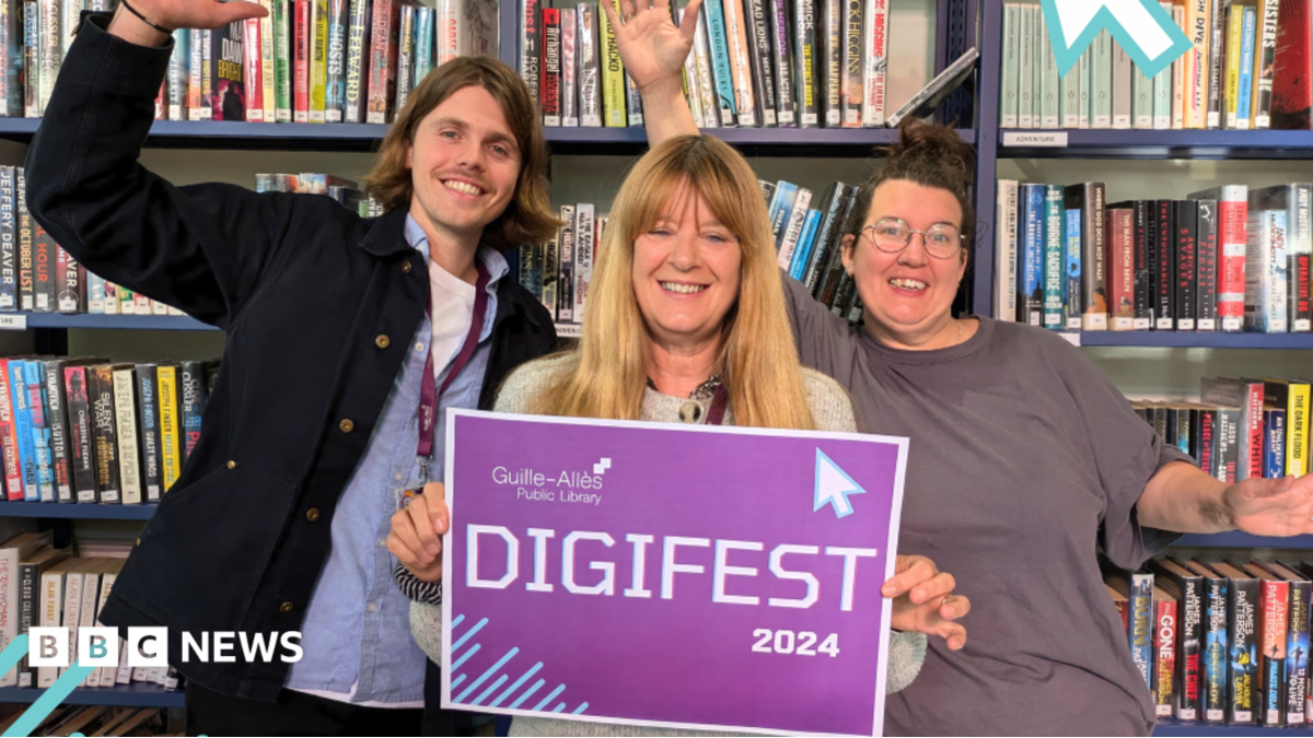 Guernsey library to offer workshops on digital skills - BBC News