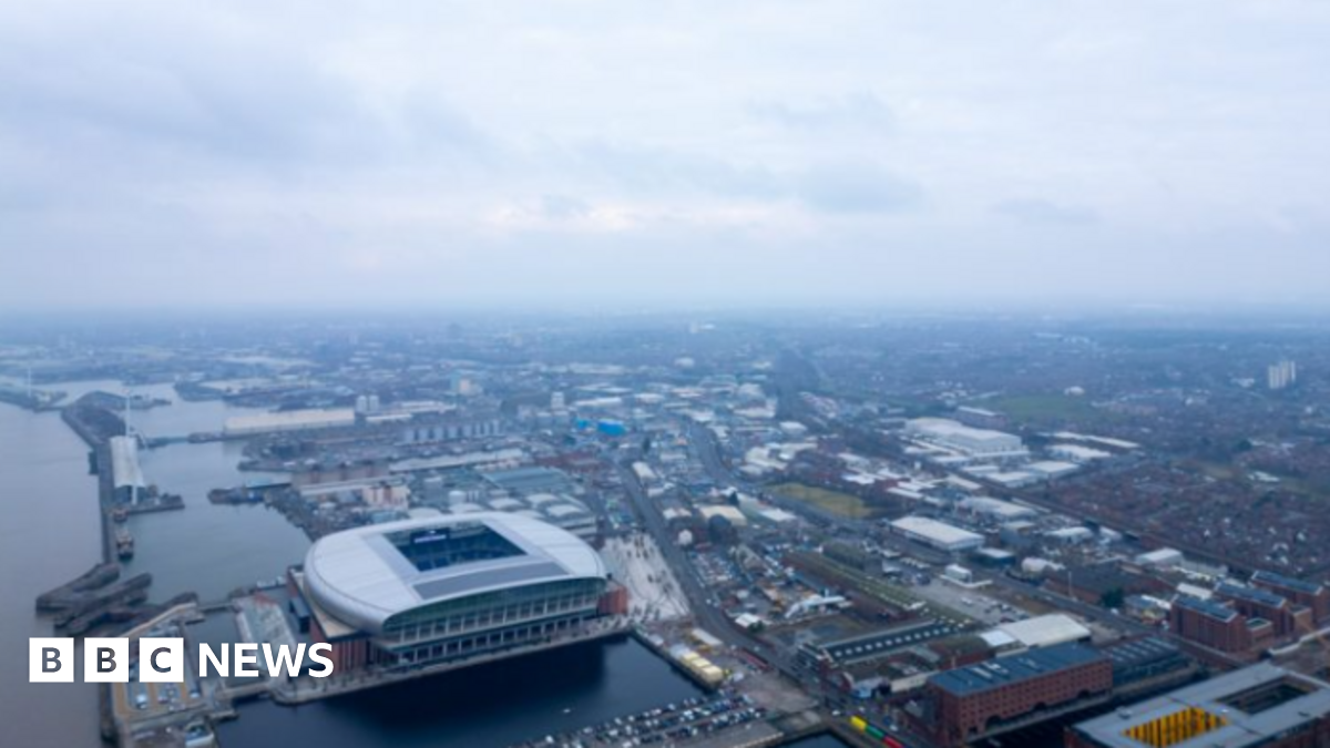 Liverpool New Town 'won't wait for Westminster' - BBC News