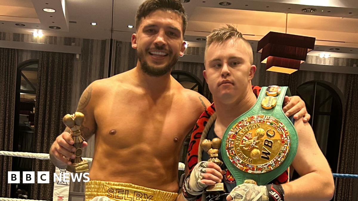 Boxing: Ex-world champion Lee Selby takes on amateur Jake Edwards - BBC ...