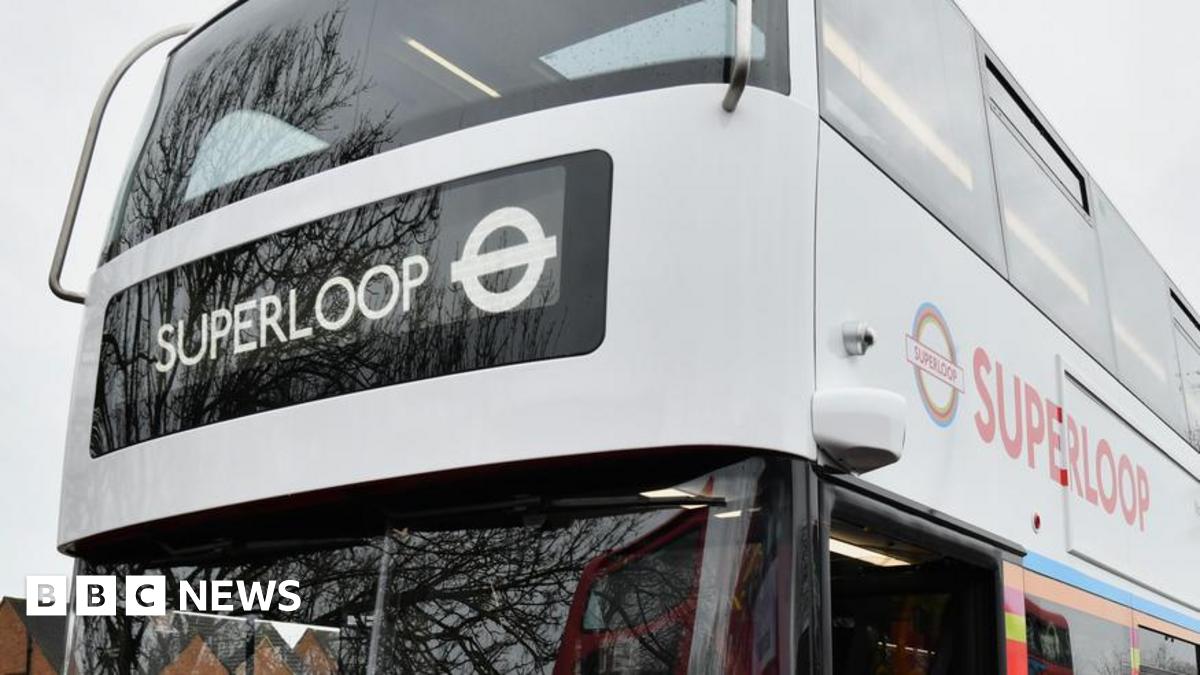 Superloop bus maps revealed as consultation begins - BBC News
