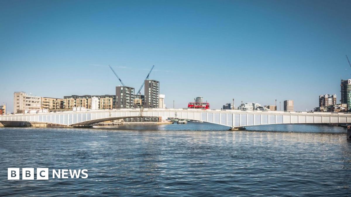 Wandsworth Bridge to close to vehicles for 10 weeks for repairs - BBC News