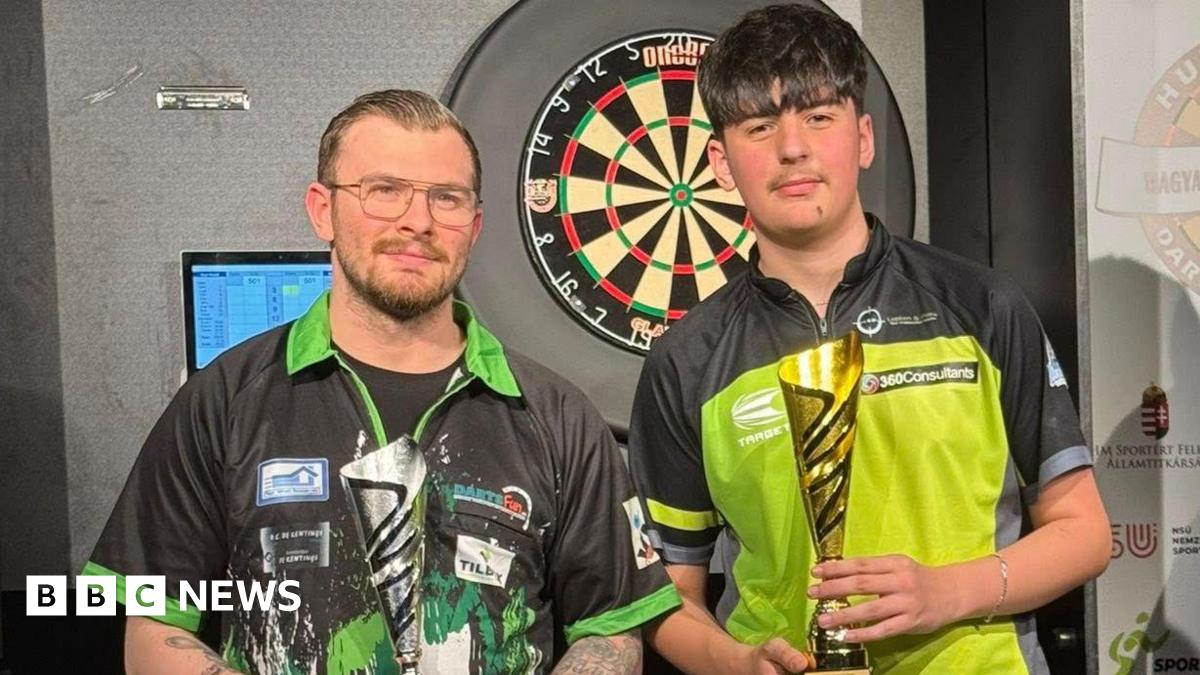 Burnley Darts prodigy beats Luke Littler's record - BBC News