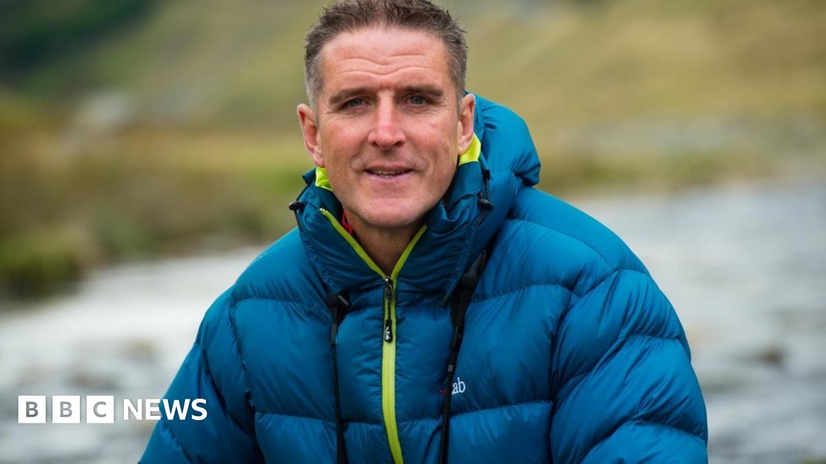 Iolo Williams: Springwatch presenter recovering from embolism - BBC News