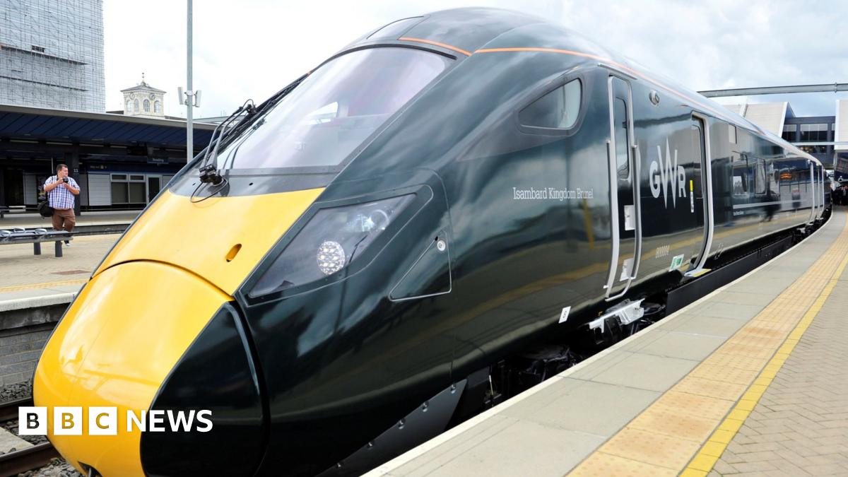 Great Western rail modernisation costs rocket, says NAO - BBC News