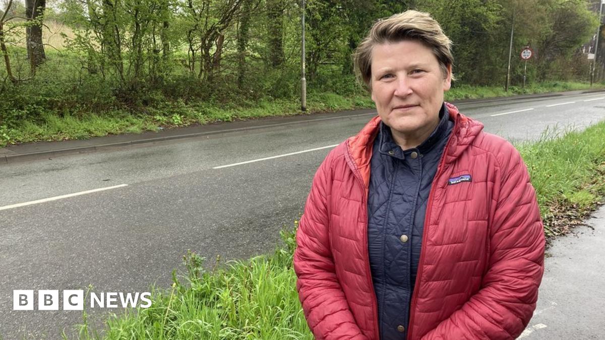 MP calls for urgent meeting after Frome fatal crash - BBC News