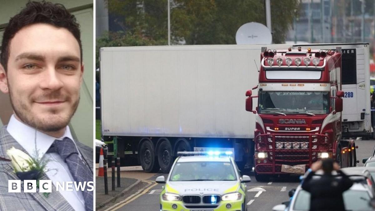 Essex lorry deaths: 39 bodies found in refrigerated trailer - BBC News