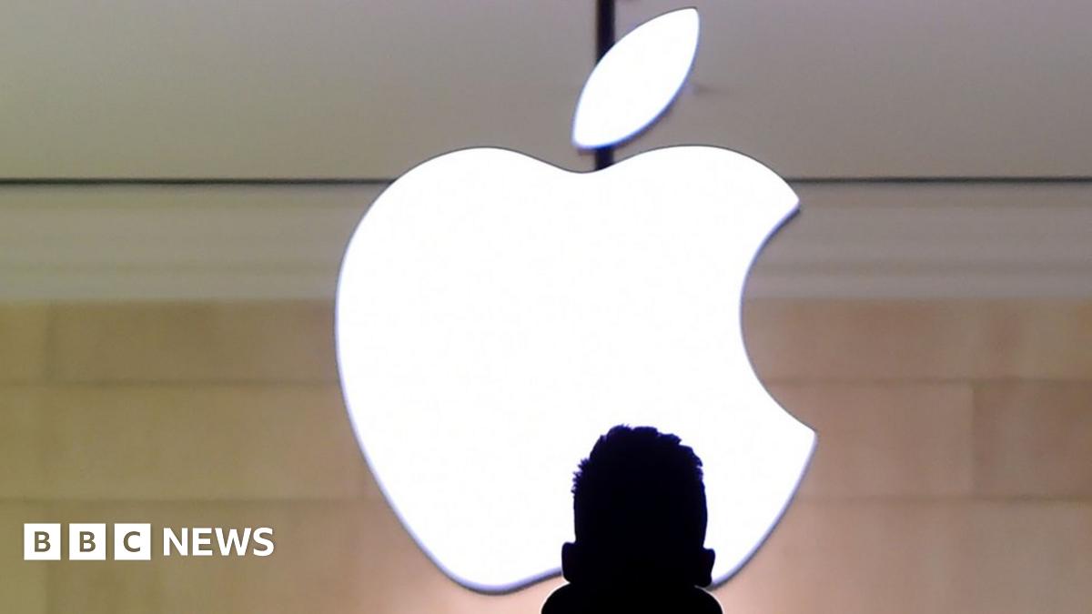 Apple backed by judge in new iPhone access fight - BBC News