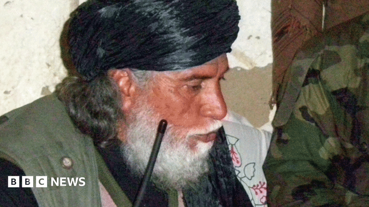 Pakistan to hang 'butcher of Swat' Muslim Khan - BBC News
