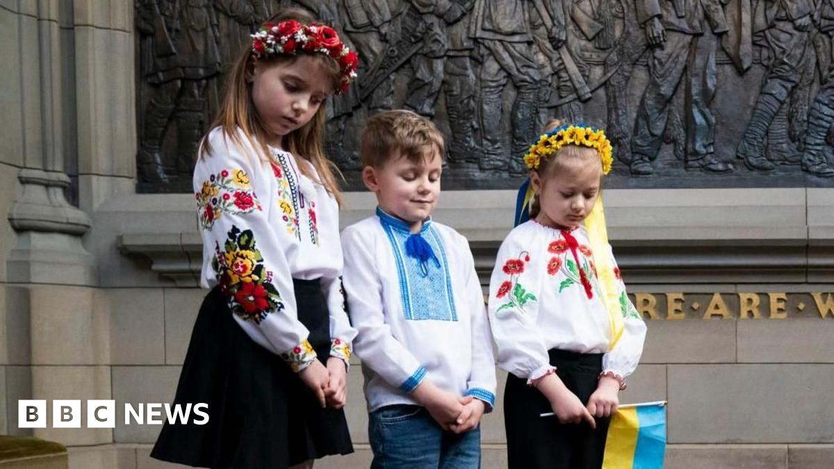 Third anniversary of war in Ukraine marked in Scotland - BBC News