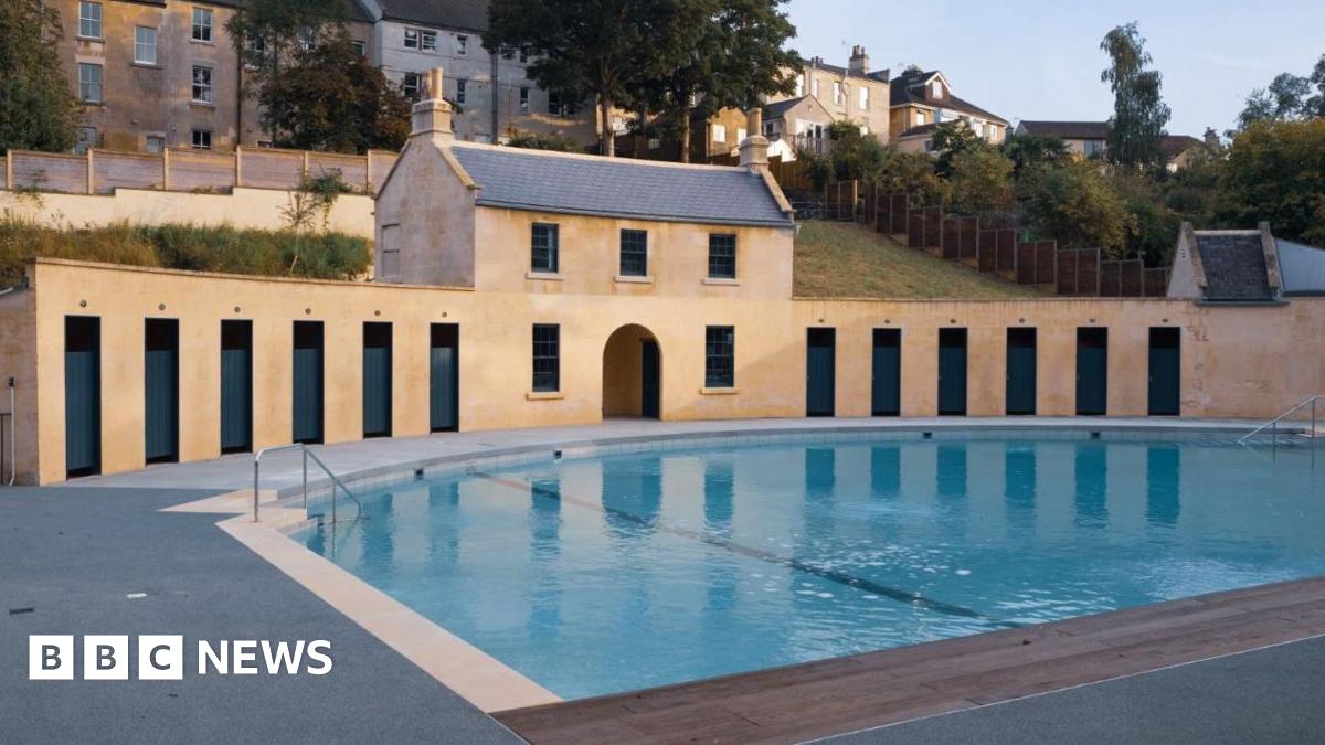 Cleveland Pools remains shut as investigation continues - BBC News