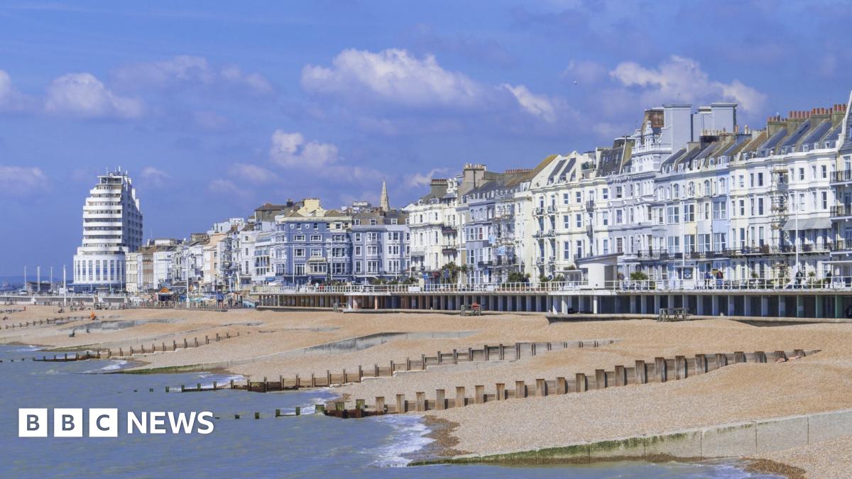 East Sussex: Date announced for new Hastings Comic Con - BBC News