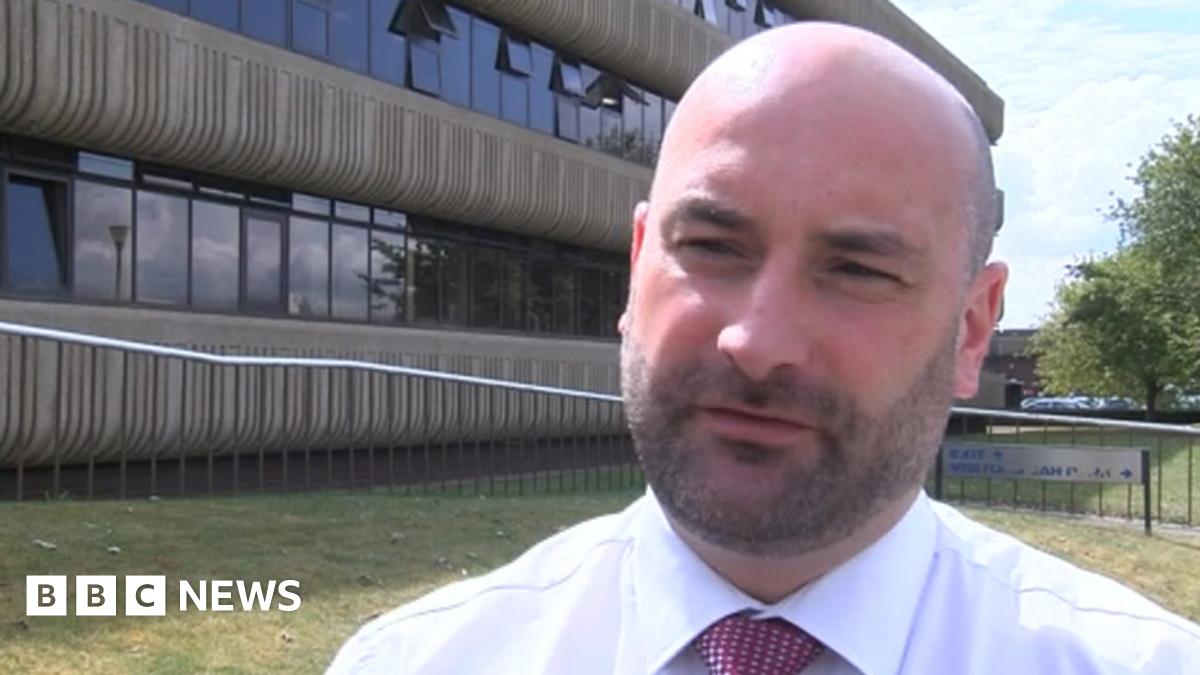 Lincolnshire PCC cleared over chief constable recruitment - BBC News