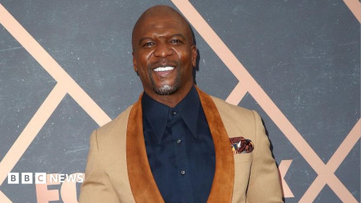 Brooklyn Nine-Nine actor Terry Crews says executive molested him - BBC News