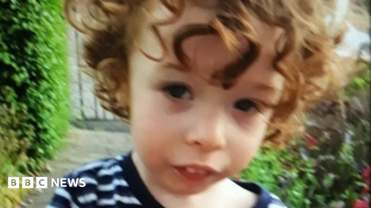 James Malone: Search for missing boy and father continues - BBC News
