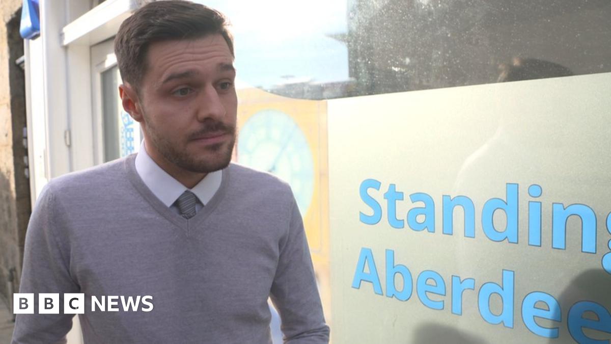 Ross Thomson: Fresh allegations over Tory MP's behaviour - BBC News