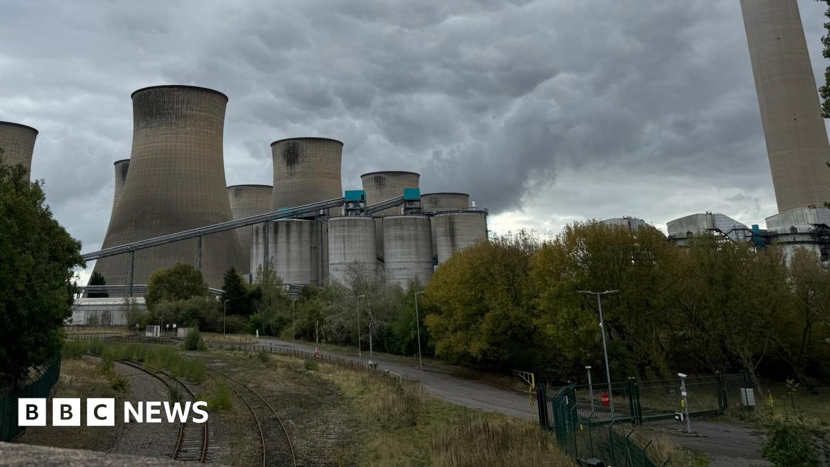 Cottam power station: Probe after demolition worker injured - BBC News