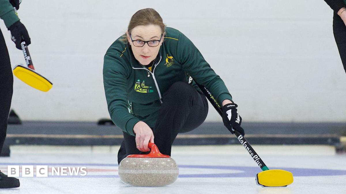 The Scot from Stranraer leading Australia's curling hopefuls - BBC News