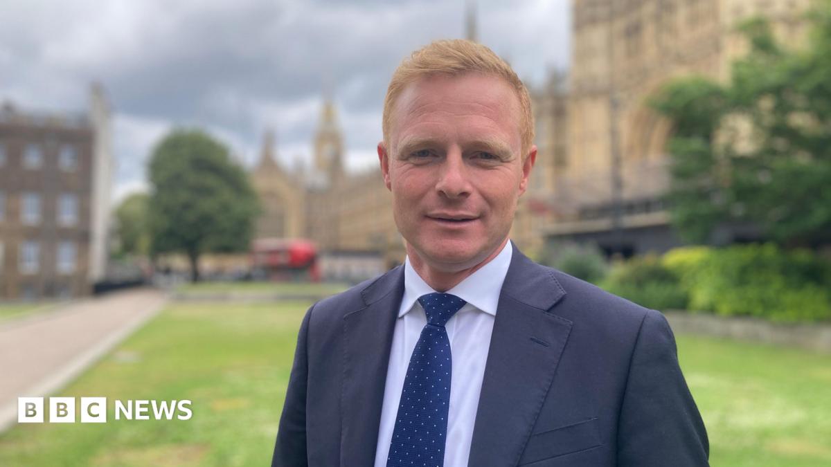 Keighley: Man who threatened Robbie Moore MP over email sentenced - BBC ...
