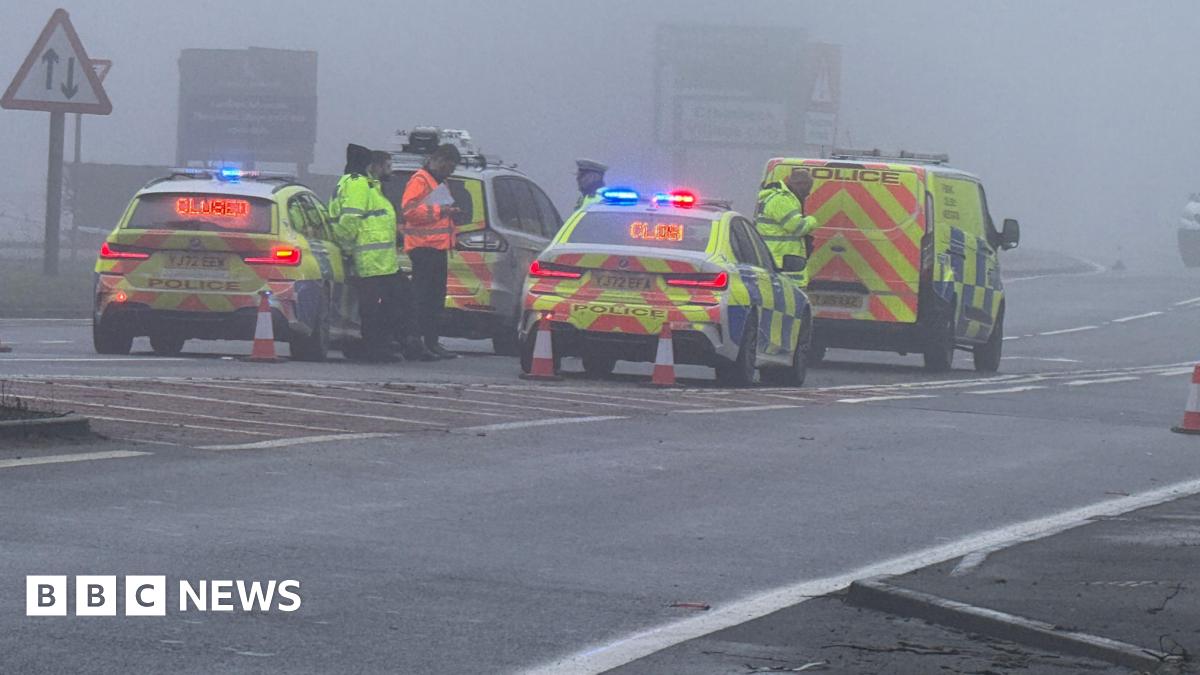 North Yorkshire: Man dies in A64 crash after police stop attempt - BBC News