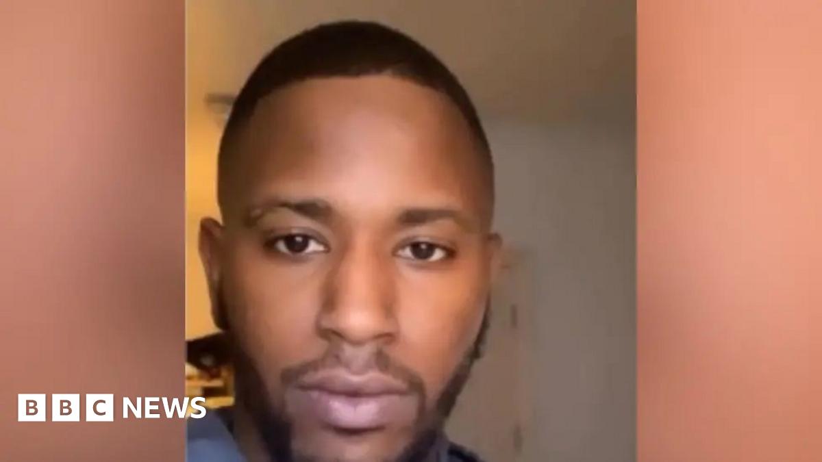 Croydon: Alleged killers went to pub after stabbing, court hears - BBC News