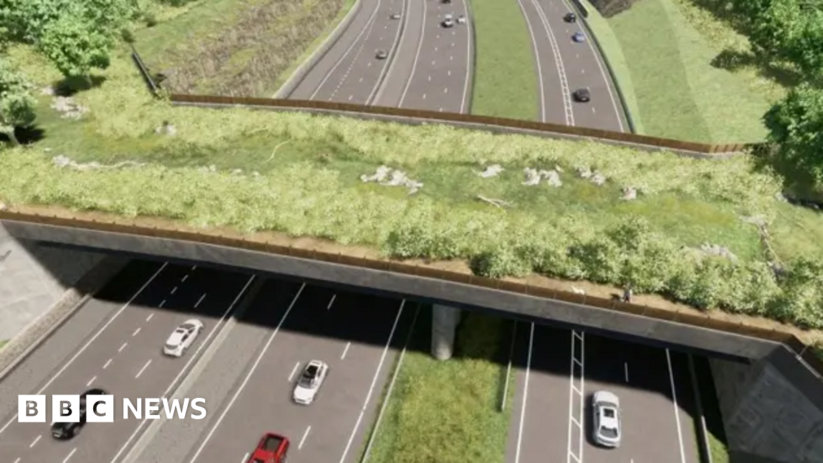 Weekend closures on A417 in Gloucestershire as roadworks continue - BBC ...